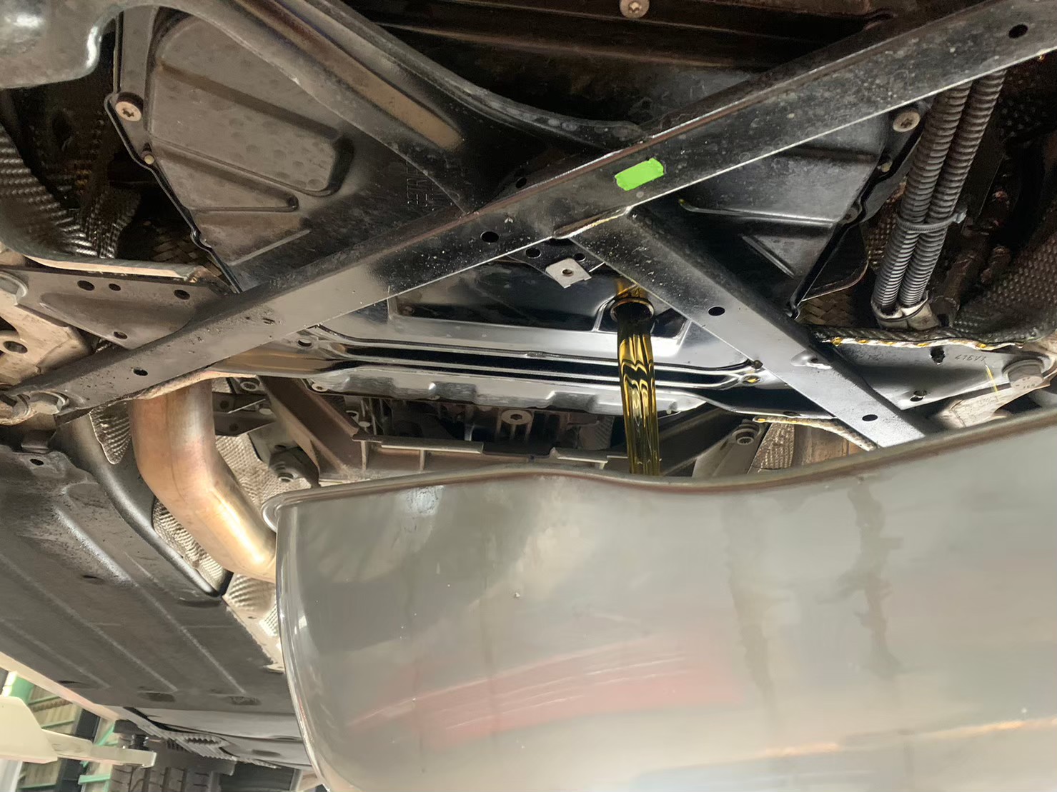 マカンGTS PDKオイル交換 | IBI LAB.（イビラボ）